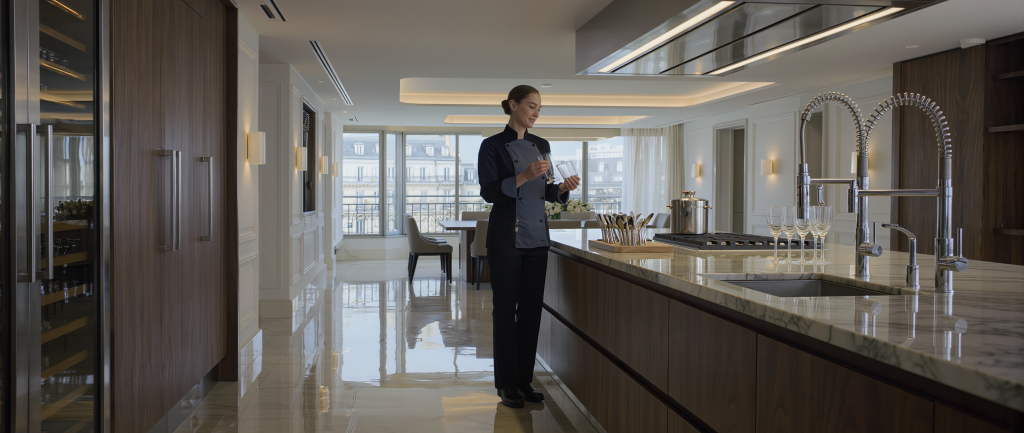 Private kitchen porter Job Description